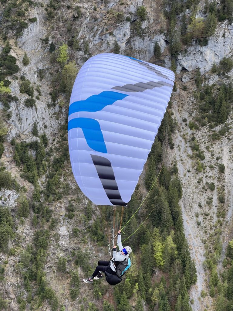 Ozone Ultralite 5 – Speedflying School